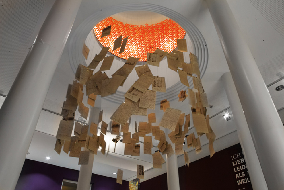 Van Gogh Bar - Spatial Exhibition Extension - showcased
